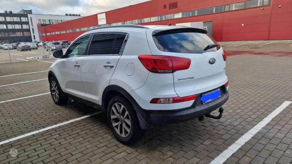 Balts Kia Sportage 2014 Kauņa, ar dzinēja tilpumu 1.69 L un nobraukumu 304 tūkst. km par 5950 €, foto 2 vietnē AUTOMOTO.COM.LV