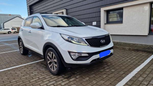 Balts Kia Sportage 2014 Kauņa, ar dzinēja tilpumu 1.69 L un nobraukumu 304 tūkst. km par 5950 €, foto 4 vietnē AUTOMOTO.COM.LV