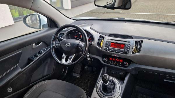 Balts Kia Sportage 2014 Kauņa, ar dzinēja tilpumu 1.69 L un nobraukumu 304 tūkst. km par 5950 €, foto 5 vietnē AUTOMOTO.COM.LV