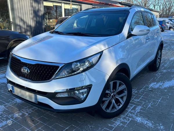 Balts Kia Sportage 2014 Tauragė, ar dzinēja tilpumu 1.69 L un nobraukumu 179 tūkst. km par 7500 €, foto 1 vietnē AUTOMOTO.COM.LV