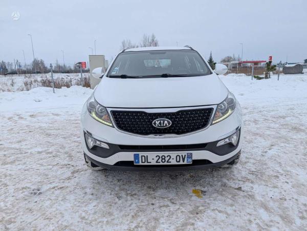 Balts Kia Sportage 2014 Tauragė, ar dzinēja tilpumu 1.69 L un nobraukumu 197 tūkst. km par 6200 €, foto 3 vietnē AUTOMOTO.COM.LV