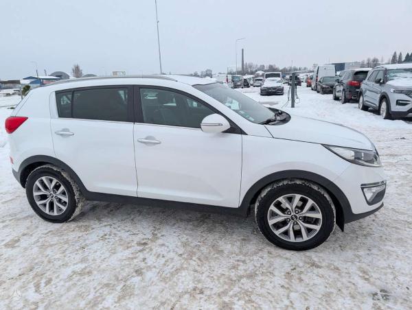 Balts Kia Sportage 2014 Tauragė, ar dzinēja tilpumu 1.69 L un nobraukumu 197 tūkst. km par 6200 €, foto 5 vietnē AUTOMOTO.COM.LV