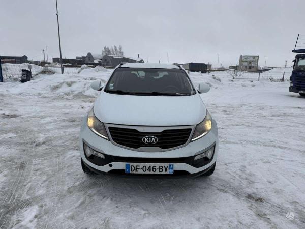 Белый Киа Sportage 2014 в Таураге, объемом двигателя 1.69 л и пробегом 242 тыс. км за 5900 €, фото 2 на AUTOMOTO.COM.LV