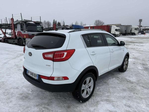 Белый Киа Sportage 2014 в Таураге, объемом двигателя 1.69 л и пробегом 242 тыс. км за 5900 €, фото 5 на AUTOMOTO.COM.LV