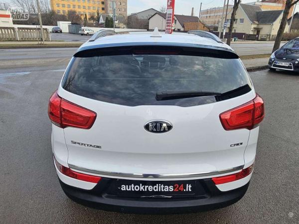 White Kia Sportage 2014 in Siauliai, with an engine capacity of 1.70 L and mileage of 197 thousand km for 7950 €, photo 7 on AUTOMOTO.COM.LV