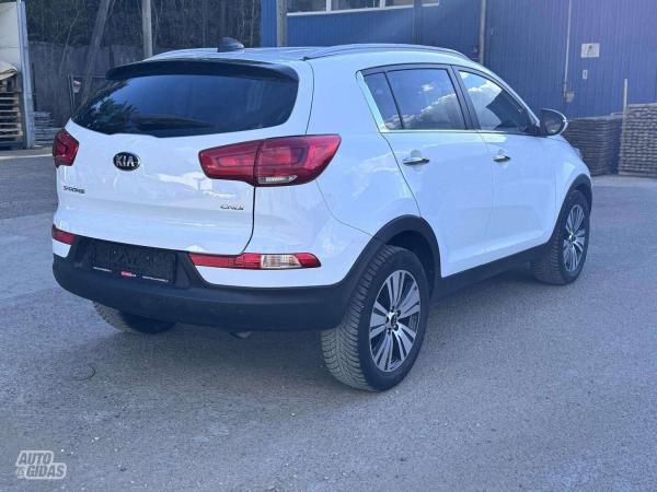 Белый Киа Sportage 2014 в Вильнюс, объемом двигателя 1.70 л и пробегом 177 тыс. км за 9650 €, фото 4 на AUTOMOTO.COM.LV