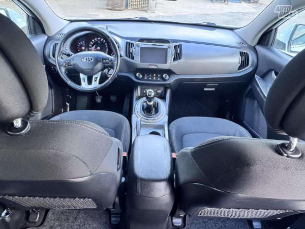 Белый Киа Sportage 2014 в Вильнюс, объемом двигателя 1.70 л и пробегом 177 тыс. км за 9650 €, фото 8 на AUTOMOTO.COM.LV