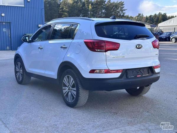 Белый Киа Sportage 2014 в Вильнюс, объемом двигателя 1.70 л и пробегом 177 тыс. км за 9650 €, фото 2 на AUTOMOTO.COM.LV
