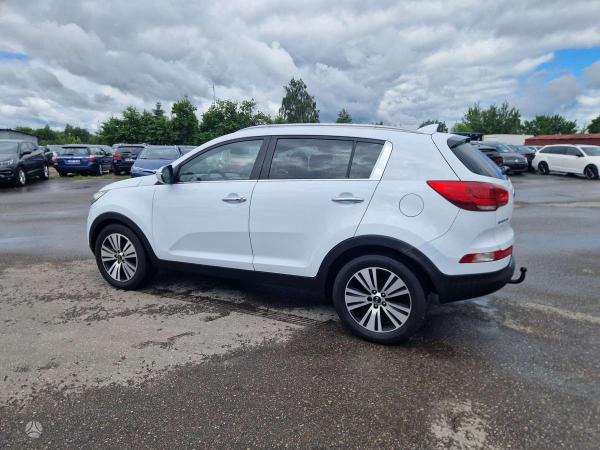 Белый Киа Sportage 2014 в Укмерге, объемом двигателя 1.69 л и пробегом 230 тыс. км за 6250 €, фото 9 на AUTOMOTO.COM.LV