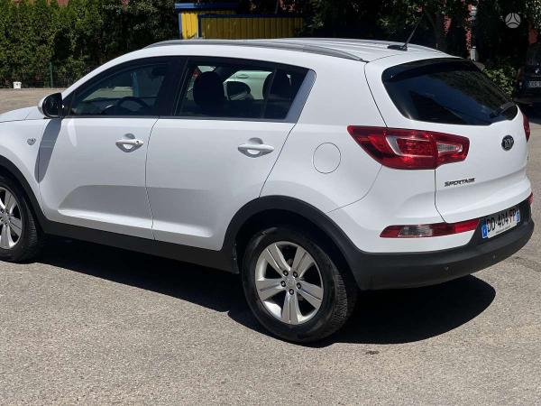 Белый Киа Sportage 2014 в Вильнюс, объемом двигателя 1.69 л и пробегом 170 тыс. км за 6300 €, фото 6 на AUTOMOTO.COM.LV