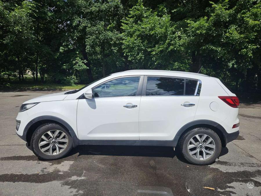 Balts Kia Sportage 2014 Viļņa, ar dzinēja tilpumu 2.00 L un nobraukumu 174 tūkst. km par 8950 €, foto 11 vietnē AUTOMOTO.COM.LV