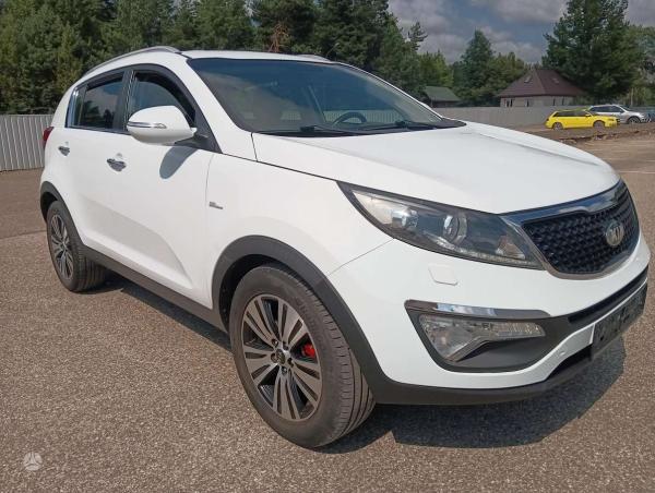 Balts Kia Sportage 2014 Utena, ar dzinēja tilpumu 2.00 L un nobraukumu 245 tūkst. km par 6990 €, foto 2 vietnē AUTOMOTO.COM.LV