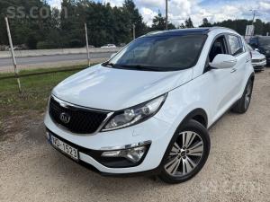 White Kia Sportage 2014 in Riga, with an engine capacity of 1.70 L and mileage of 259 thousand km for 7850 €, photo  on AUTOMOTO.COM.LV