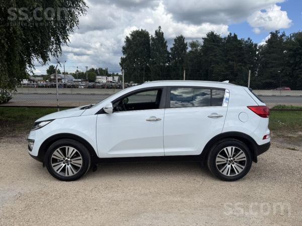 Белый Киа Sportage 2014 в Рига, объемом двигателя 1.70 л и пробегом 259 тыс. км за 7850 €, фото 5 на AUTOMOTO.COM.LV