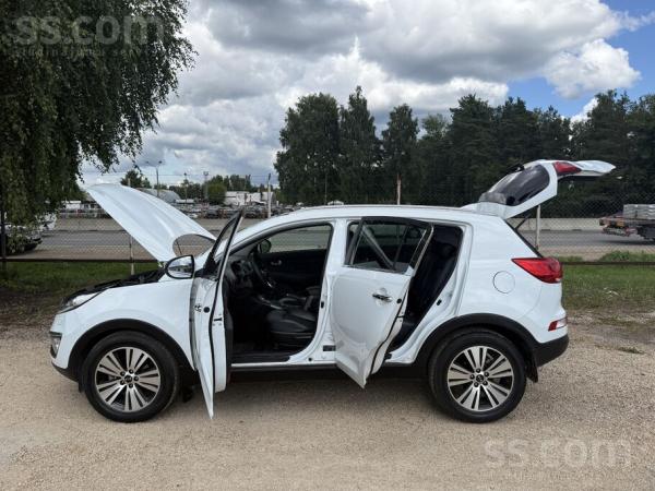Белый Киа Sportage 2014 в Рига, объемом двигателя 1.70 л и пробегом 259 тыс. км за 7850 €, фото 6 на AUTOMOTO.COM.LV