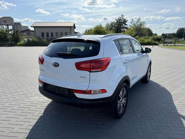 Balts Kia Sportage 2014 Telšiai, ar dzinēja tilpumu 1.69 L un nobraukumu 232 tūkst. km par 8300 €, foto 6 vietnē AUTOMOTO.COM.LV