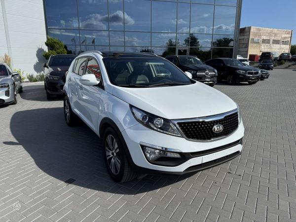 Balts Kia Sportage 2014 Telšiai, ar dzinēja tilpumu 1.69 L un nobraukumu 232 tūkst. km par 8300 €, foto 9 vietnē AUTOMOTO.COM.LV