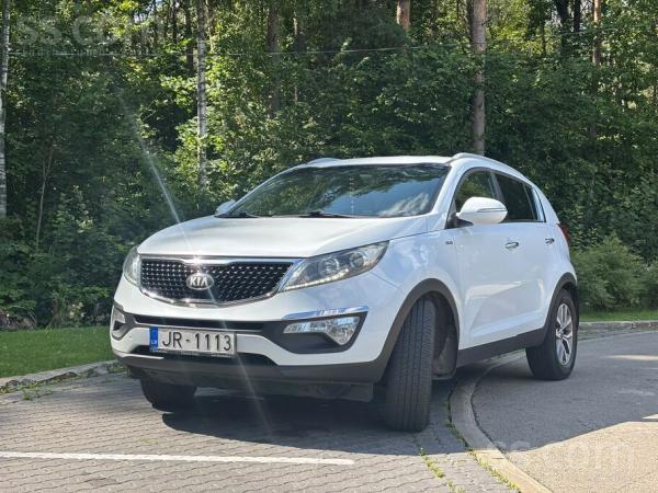 Balts Kia Sportage 2014 Rīga, ar dzinēja tilpumu 2.00 L un nobraukumu 253 tūkst. km par 8500 €, foto 3 vietnē AUTOMOTO.COM.LV