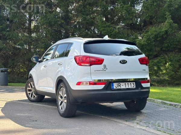 Balts Kia Sportage 2014 Rīga, ar dzinēja tilpumu 2.00 L un nobraukumu 253 tūkst. km par 8500 €, foto 5 vietnē AUTOMOTO.COM.LV