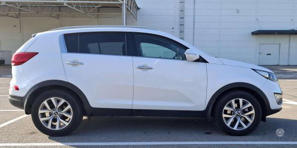 Белый Киа Sportage 2014 в Клайпеда, объемом двигателя 1.69 л и пробегом 178 тыс. км за 8300 €, фото 4 на AUTOMOTO.COM.LV