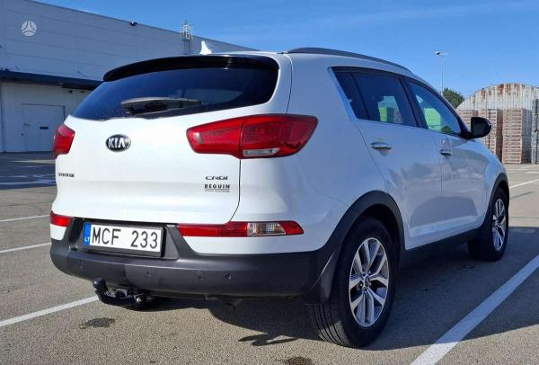 Белый Киа Sportage 2014 в Клайпеда, объемом двигателя 1.69 л и пробегом 178 тыс. км за 8300 €, фото 5 на AUTOMOTO.COM.LV