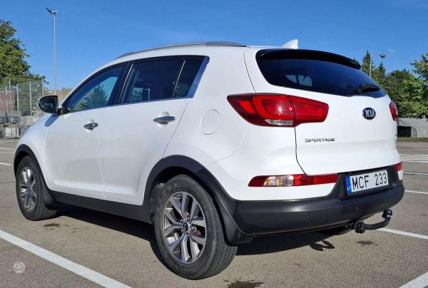 Белый Киа Sportage 2014 в Клайпеда, объемом двигателя 1.69 л и пробегом 178 тыс. км за 8300 €, фото 7 на AUTOMOTO.COM.LV
