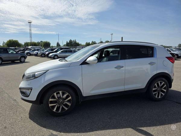 Белый Киа Sportage 2014 в Мариямполе, объемом двигателя 1.59 л и пробегом 298 тыс. км за 5200 €, фото 4 на AUTOMOTO.COM.LV