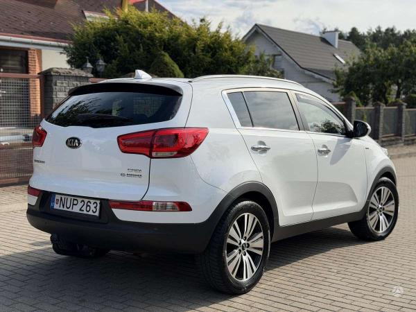 Киа Sportage 2014 в Вильнюс на AUTOMOTO.COM.LV Белый Киа Sportage 2014 в Вильнюс, объемом двигателя 2.00 л и пробегом 197 тыс. км за 7750 €, фото 5 на AUTOMOTO.COM.LV