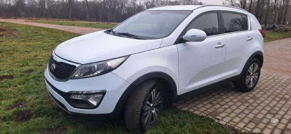 Balts Kia Sportage 2015 Tauragė, ar dzinēja tilpumu 1.69 L un nobraukumu 161 tūkst. km par 6950 €, foto 3 vietnē AUTOMOTO.COM.LV