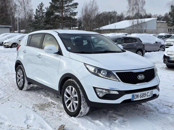 Balts Kia Sportage 2015 Tauragė, ar dzinēja tilpumu 1.69 L un nobraukumu 287 tūkst. km par 6500 €, foto 1 vietnē AUTOMOTO.COM.LV