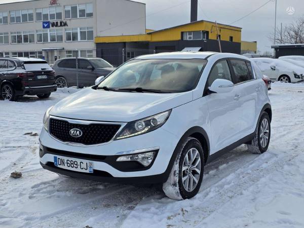 Balts Kia Sportage 2015 Tauragė, ar dzinēja tilpumu 1.69 L un nobraukumu 287 tūkst. km par 6500 €, foto 2 vietnē AUTOMOTO.COM.LV