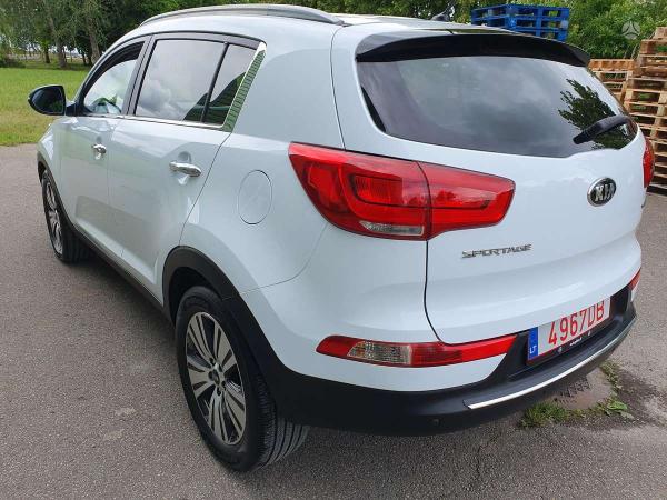Белый Киа Sportage 2015 в Шяуляй, объемом двигателя 1.69 л и пробегом 298 тыс. км за 6200 €, фото 8 на AUTOMOTO.COM.LV