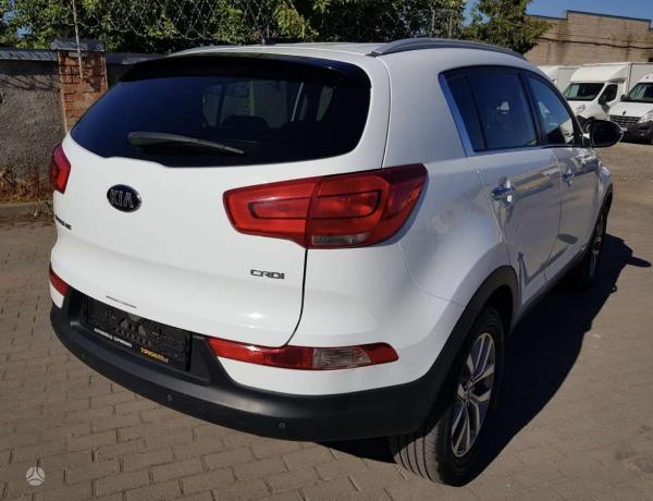 Balts Kia Sportage 2015 Šauļi, ar dzinēja tilpumu 1.69 L un nobraukumu 300 tūkst. km par 6700 €, foto 4 vietnē AUTOMOTO.COM.LV
