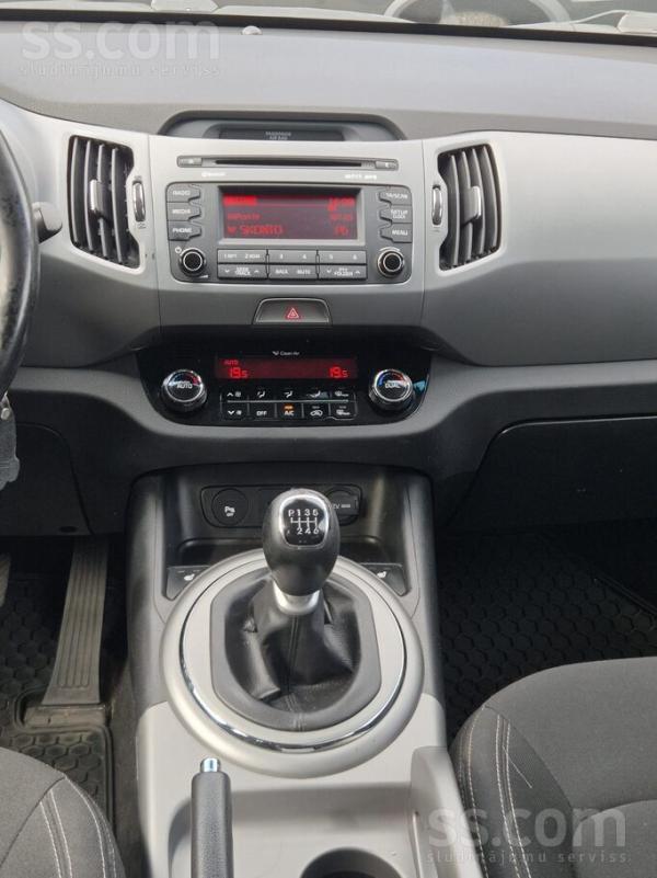 Белый Киа Sportage 2015 в Рига, объемом двигателя 1.70 л и пробегом 277 тыс. км за 7490 €, фото 10 на AUTOMOTO.COM.LV