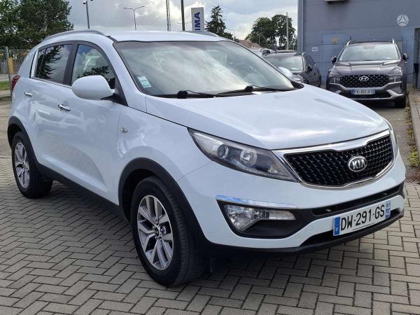 Balts Kia Sportage 2015 Tauragė, ar dzinēja tilpumu 1.69 L un nobraukumu 177 tūkst. km par 7400 €, foto 3 vietnē AUTOMOTO.COM.LV