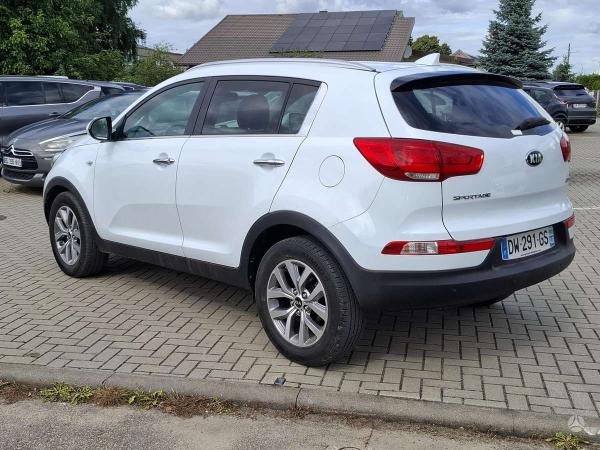 Balts Kia Sportage 2015 Tauragė, ar dzinēja tilpumu 1.69 L un nobraukumu 177 tūkst. km par 7400 €, foto 6 vietnē AUTOMOTO.COM.LV