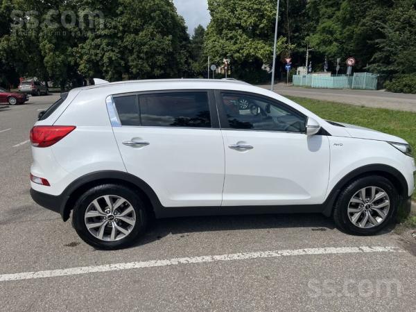 Balts Kia Sportage 2015 Rīga, ar dzinēja tilpumu 2.00 L un nobraukumu 125 tūkst. km par 9100 €, foto 6 vietnē AUTOMOTO.COM.LV