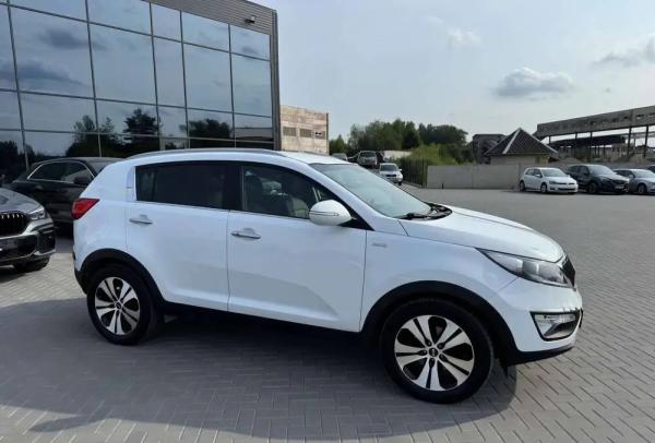 Белый Киа Sportage 2015 в Тельшяй, объемом двигателя 2.00 л и пробегом 94 тыс. км за 9290 €, фото 2 на AUTOMOTO.COM.LV