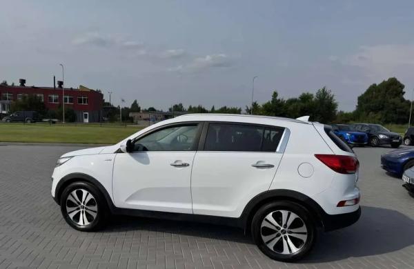 Белый Киа Sportage 2015 в Тельшяй, объемом двигателя 2.00 л и пробегом 94 тыс. км за 9290 €, фото 6 на AUTOMOTO.COM.LV