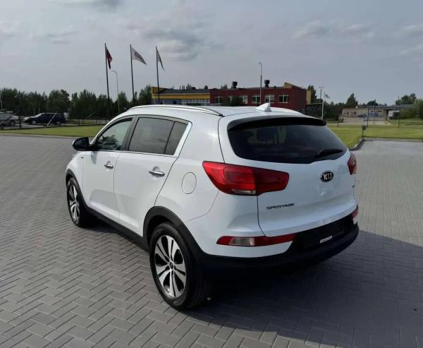 Белый Киа Sportage 2015 в Тельшяй, объемом двигателя 2.00 л и пробегом 94 тыс. км за 9290 €, фото 7 на AUTOMOTO.COM.LV