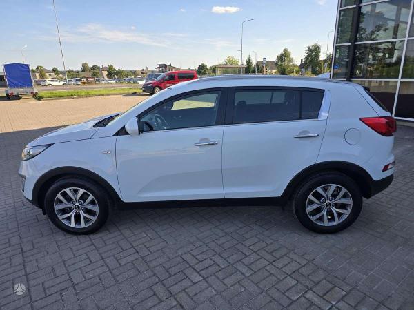 Balts Kia Sportage 2015 Tauragė, ar dzinēja tilpumu 1.69 L un nobraukumu 138 tūkst. km par 7999 €, foto 7 vietnē AUTOMOTO.COM.LV