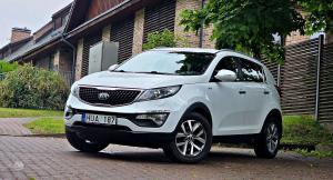 Белый Киа Sportage 2015 в Вильнюс, объемом двигателя 2.00 л и пробегом 120 тыс. км за 11900 €, фото  на AUTOMOTO.COM.LV