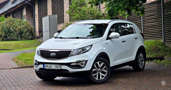 Balts Kia Sportage 2015 Viļņa, ar dzinēja tilpumu 2.00 L un nobraukumu 120 tūkst. km par 11900 €, foto 3 vietnē AUTOMOTO.COM.LV