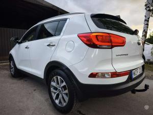 Balts Kia Sportage 2015 Šauļi, ar dzinēja tilpumu 2.00 L un nobraukumu 177 tūkst. km par 10500 €, foto  vietnē AUTOMOTO.COM.LV