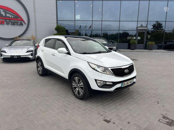 Белый Киа Sportage 2015 в Тельшяй, объемом двигателя 2.00 л и пробегом 195 тыс. км за 7500 €, фото 5 на AUTOMOTO.COM.LV