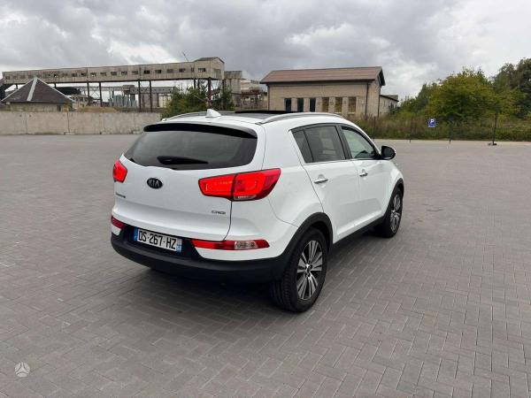 Белый Киа Sportage 2015 в Тельшяй, объемом двигателя 2.00 л и пробегом 195 тыс. км за 7500 €, фото 6 на AUTOMOTO.COM.LV