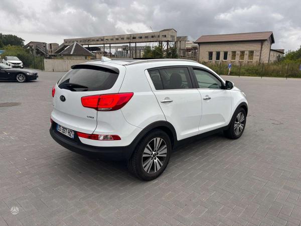 Белый Киа Sportage 2015 в Тельшяй, объемом двигателя 2.00 л и пробегом 195 тыс. км за 7500 €, фото 7 на AUTOMOTO.COM.LV