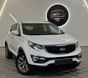 White Kia Sportage 2015 in Marijampole, with an engine capacity of 2.00 L and mileage of 179 thousand km for 8450 €, photo 1 on AUTOMOTO.COM.LV