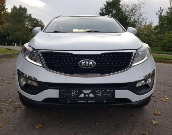Balts Kia Sportage 2015 Šauļi, ar dzinēja tilpumu 1.69 L un nobraukumu 300 tūkst. km par 6500 €, foto 3 vietnē AUTOMOTO.COM.LV
