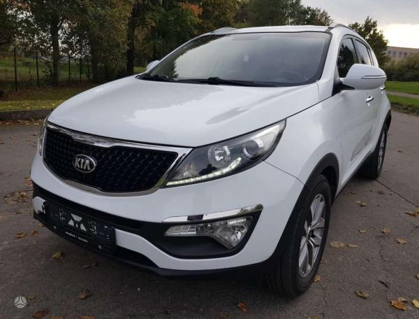 Balts Kia Sportage 2015 Šauļi, ar dzinēja tilpumu 1.69 L un nobraukumu 300 tūkst. km par 6500 €, foto 4 vietnē AUTOMOTO.COM.LV
